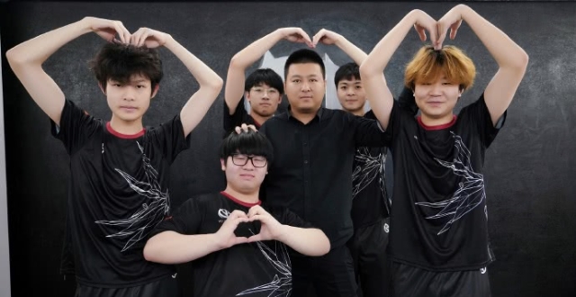 世冠杯：WE力压QG与Estar成第一，RNGM与LGD大鹅要凉！_腾讯新闻