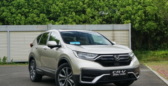 同是销量霸主，哈弗H6和本田CR-V，到底有什么差别？_腾讯新闻