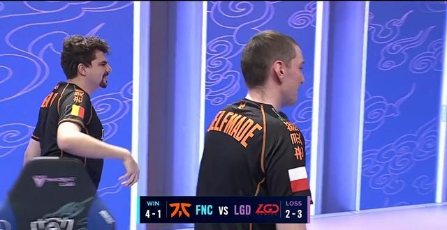 历史重演？2015年的LGD 也是今天在小组赛淘汰！太可惜了_腾讯新闻