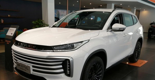 奇瑞高端SUV终于换上2.0T！动力超VV7、领克01，价格20万＋？_腾讯新闻