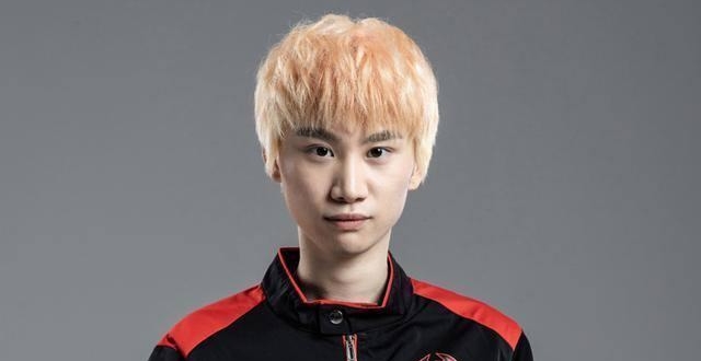 Doinb透露：Gen输给G2后被韩国网友狂喷，游泳回去都不行_腾讯新闻