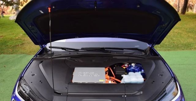 蔚来EC6试驾：725Nm＋四驱，2900mm轴距，开着比BBA还有面_腾讯新闻