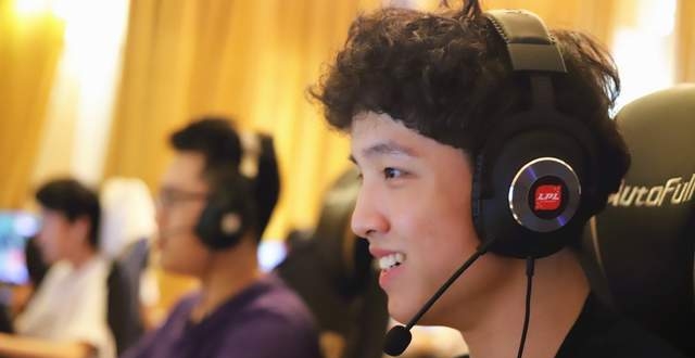 RNG终于赢下电竞春晚，本赛季首次战胜iG，被喷毒瘤打野却成MVP！_腾讯新闻