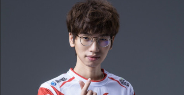 FPX教练战马被爆转会至JDG，圈内已经传开了，Doinb要挑大梁了_腾讯新闻