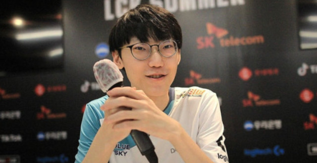 刚加入FPX就后悔了，牛宝直言对不起DWG，S12就回LCK_腾讯新闻