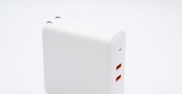 傲基双C口63W快充充电器拆解，内置英集芯IP2726协议芯片_腾讯新闻