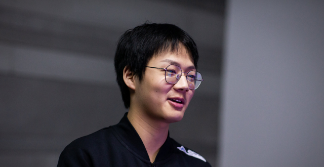 LPL官方亲自宣传？IG与RNG即将迎来大战，官方称之为“LPL春晚”_腾讯新闻