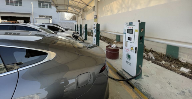 小鹏 P7：长续航＋超充＋NGP，过年回家没压力_腾讯新闻