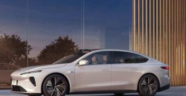 蔚来ET7向上，小鹏P5向下，理想还要等等_腾讯新闻