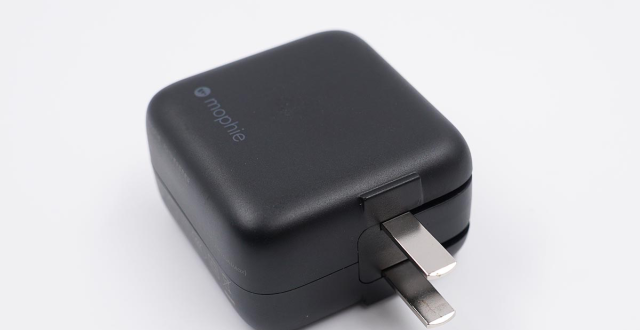 65W＋1C1A双输出接口，mophie氮化镓充电器评测_腾讯新闻