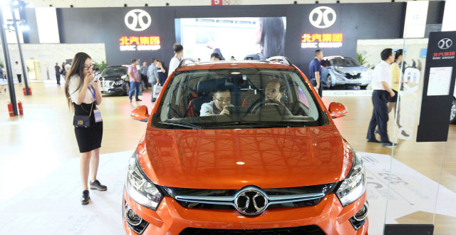 北汽新能源汽车、北京汽车召回EX360和EU400纯电动汽车，共计31963辆_腾讯新闻