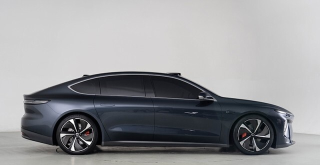 2021上海车展｜蔚来旗舰纯电动轿车ET7内饰解析_腾讯新闻