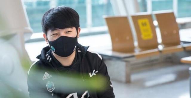 “RNG是MSI最强战队”，DK教练Kkoma狂吹LPL！Khan却替FPX感到惋惜_腾讯新闻