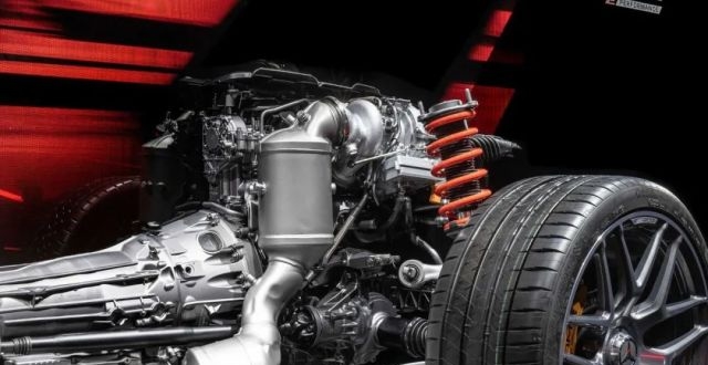 Cars01车闻丨源自F1赛车 AMG全新插电式混合动力解析_腾讯新闻
