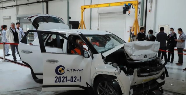 时隔6年，起亚KX3再获C-NCAP五星安全评价_腾讯新闻