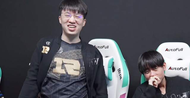 RNG选手欧服ID曝光，Gala展现厄斐琉斯统治力，Wei痴迷兰博打野_腾讯新闻