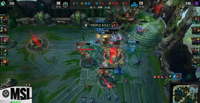 MSI揭幕战：Khan弃线偷红太过分！C9打野的输出全场最低_腾讯新闻