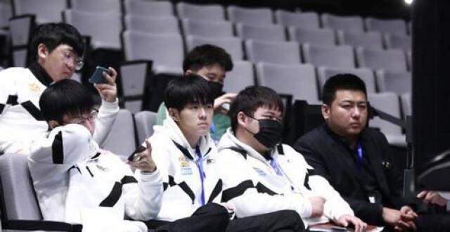 5.8日kpl首发公布，RNGM生死一线，六点六首发，WB阿豆也没了_腾讯新闻