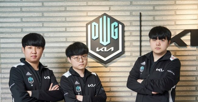 Canyon接受采访：期待与RNG和MAD的交手对决！_腾讯新闻