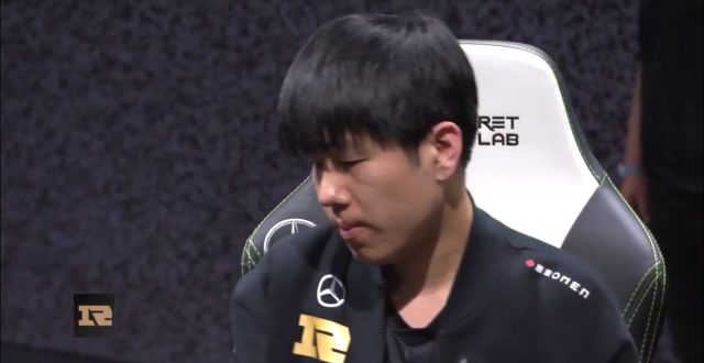 LOL：RNG揭幕战翻盘DK，宁王成预言家型解说，Gala真的猛_腾讯新闻