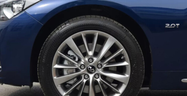 2021款英菲尼迪Q50L售26.48万元起，哪款配置最超值？_腾讯新闻