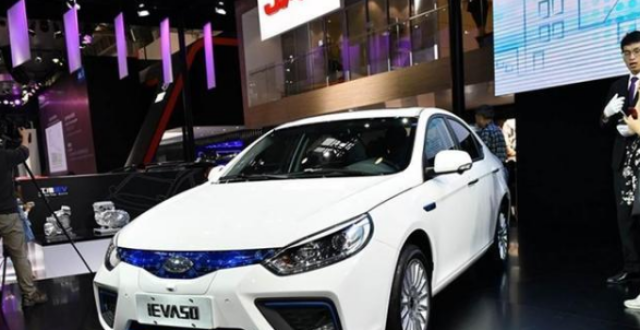 江淮iEVA50新增换电版上市 续航350公里_腾讯新闻