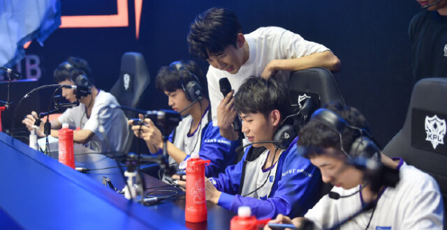 kpl：天时地利人和，TTG成夺冠热门，或真的可以超越老XQ拿到冠军_腾讯新闻