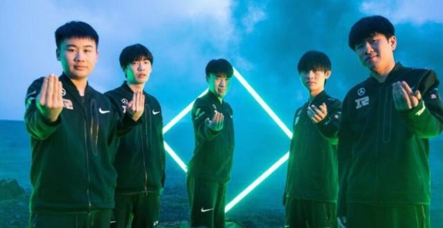 OMG爆冷击败RNG，走A怪成战神，中单Creme获好评！_腾讯新闻