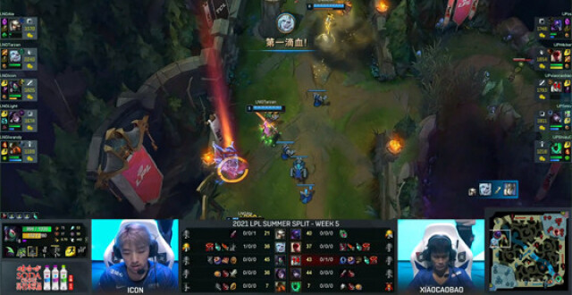 Smlz厄斐琉斯稳如泰山输出爆炸，UP爆冷2-1掀翻LNG！_腾讯新闻