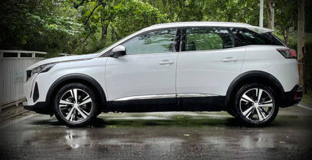 最个性的合资SUV？实拍东风标致4008科技版1.6T_腾讯新闻