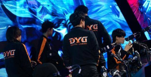 kpl：从八强到总决赛，哪支队伍的出局最可惜？QG终究是意难平！_腾讯新闻