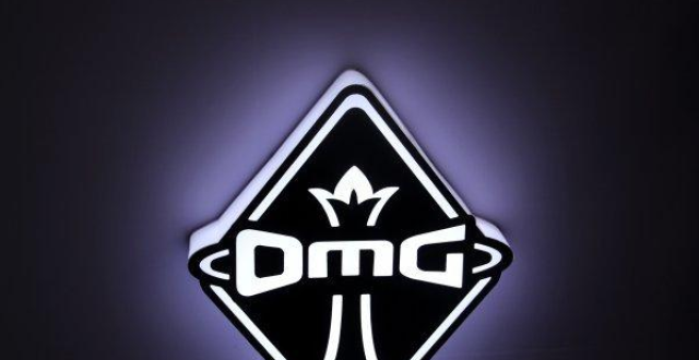 OMG连斩两大LPL豪门，IG和RNG都不是对手，马老师：版本红利_腾讯新闻