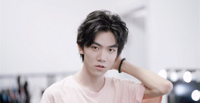 WE北诗重返中路，LGD晨阳多半无了，EDGM继续摆烂_腾讯新闻