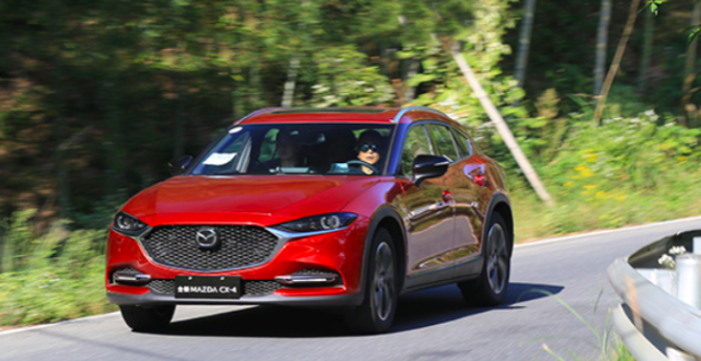 奔腾版CX-4即将上市！轴距大幅加长，换装2.0T动力，这次能火？_腾讯新闻