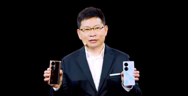 全系4G、双处理器、起步价4488元……华为P50虽迟但到_腾讯新闻