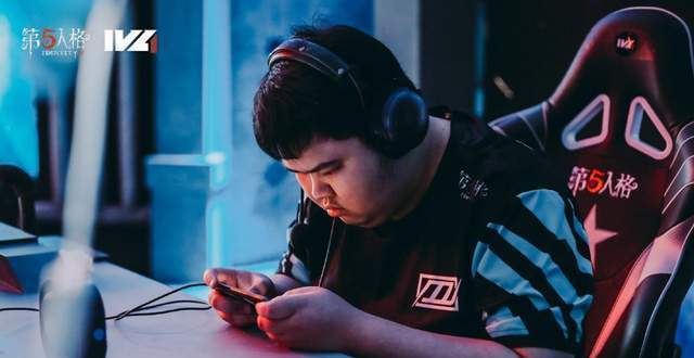 第五人格IVL：DOU5又赢了，加赛太离谱，对手被直接吊打_腾讯新闻
