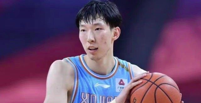 年薪不到50万美元！周琦若加盟NBL薪水曝光：大幅降薪也不打CBA吗_腾讯新闻