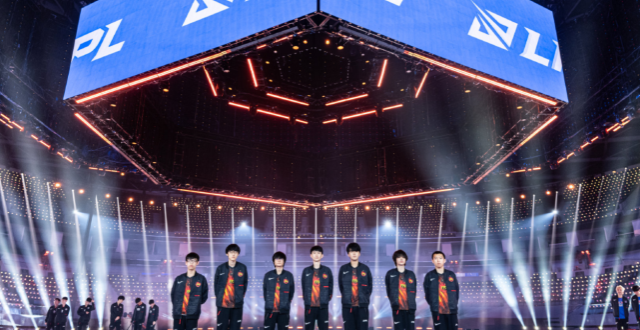 外网票选S11战队实力榜：FPX第一，DK第二，EDG第三_腾讯新闻