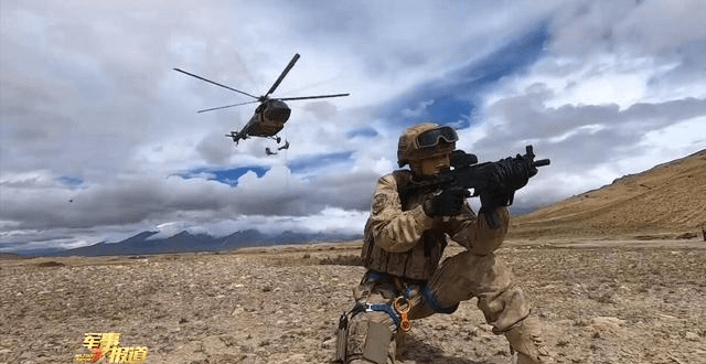 CS/LR-7型冲锋枪，是把70周年阅兵枪械，现装备的单位越来越多_腾讯新闻