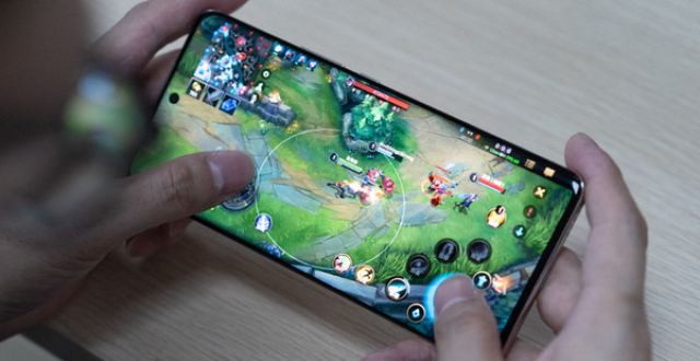 骁龙778G Plus游戏实测！荣權60 Pro体验如何？_腾讯新闻