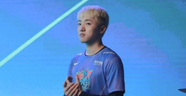 ICON因护照无缘S11？LNG用22字回应，水友：左手和BIN没机会_腾讯新闻