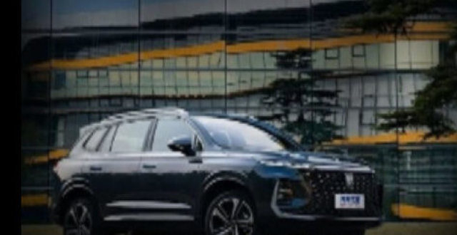 性价比不输H6，15万出头配2.0T＋8AT，还有翻毛皮、曲面连体屏_腾讯新闻