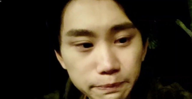 泪目！Doinb直播哭了！公开忏悔：S11失利都怪我，曾帮FPX联系过chovy_腾讯新闻