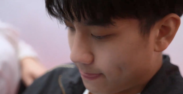 TTG4：1GK进入四强，观众兴奋劲还没过，直接被GK纪录片催泪_腾讯新闻