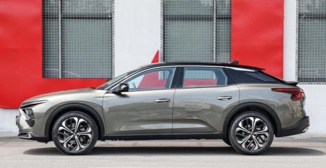 法系真翻身了？全系标配8AT，预售订单近万，凡尔赛C5 X真火了_腾讯新闻