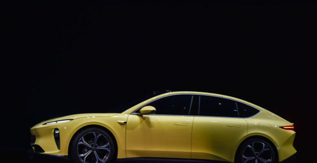 快讯｜2021蔚来日发布纯电轿跑ET5 明年9月交付32.8万元起售_腾讯新闻