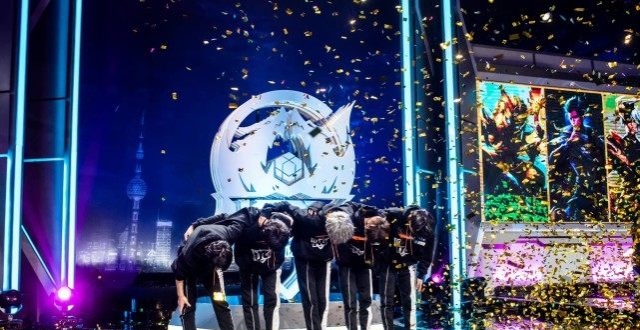 张凯被月光“附体”了？扬言：TTG总决赛要4比0干翻estar，SK坐不住了！_腾讯新闻