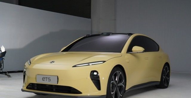 蔚来ET5公布售价，32.80万元起售，你选择整车购买还是电池租用方案_腾讯新闻