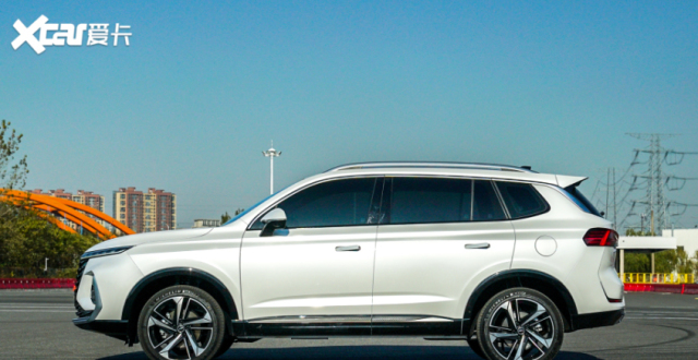 新款荣威RX5 MAX/eMAX上市 售12.98万起_腾讯新闻