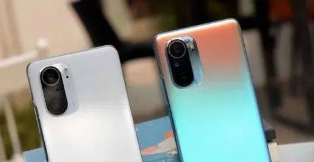 价格相差100元 Redmi K40和摩托罗拉edge s Pro如何选？_腾讯新闻